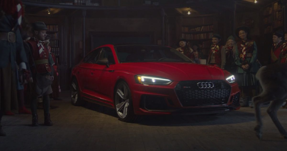 Santa Gets in Shape for the New Festive Season