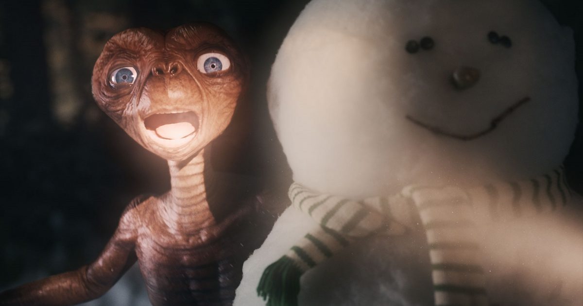 E.T. Comes Back Home After 37 Years of Silence